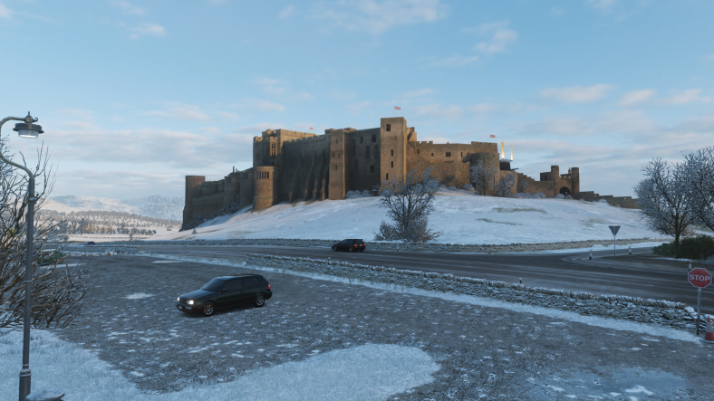 Forza Horizon 4 CastleInTheSky Photo Challenge - Bamburgh Castle